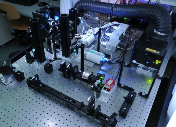 3 PhD or Post-Doc Positions Investigating particle dynamics at the cell ...